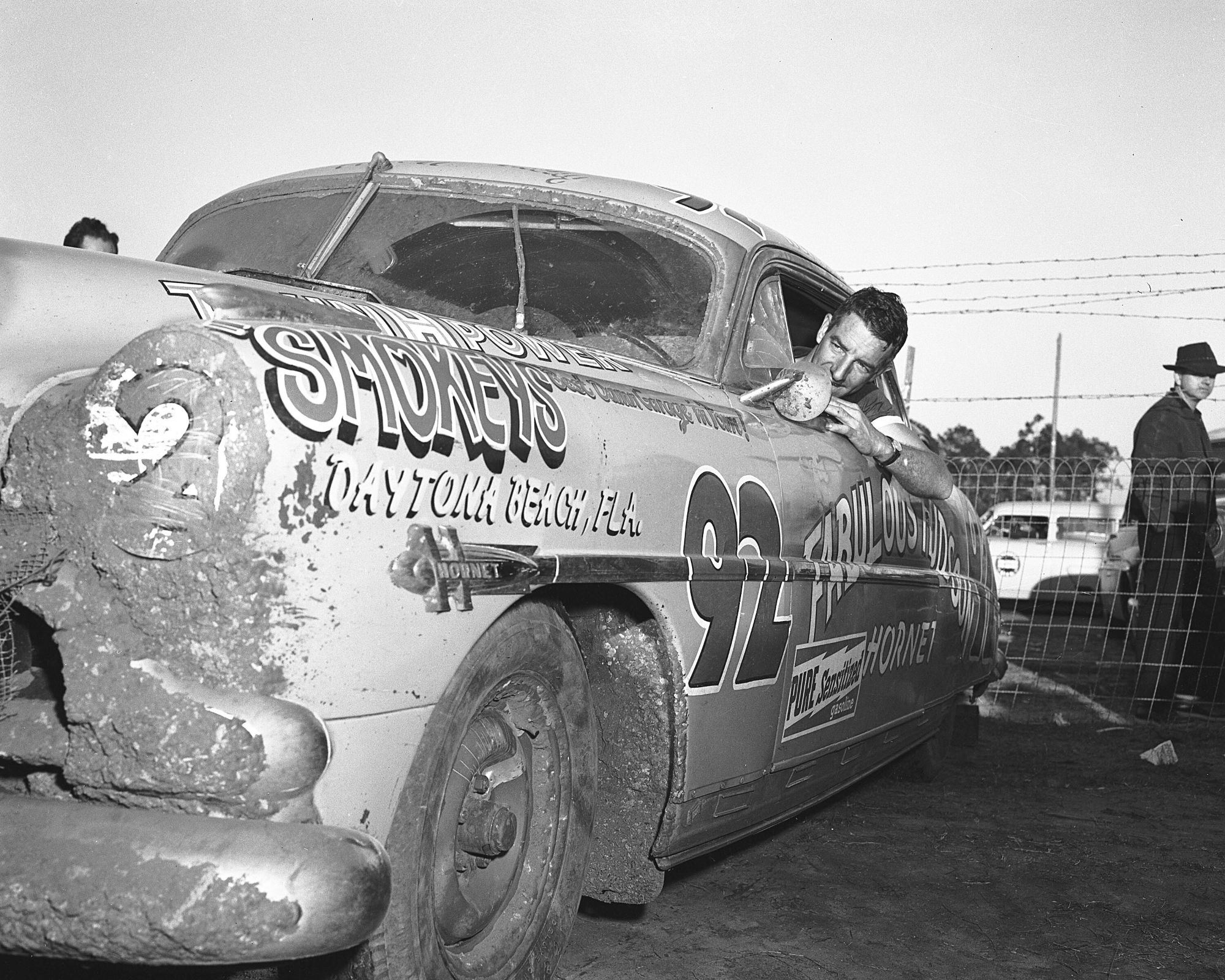 Smokey Yunick – The Wizard of NASCAR. – The Classic Machines